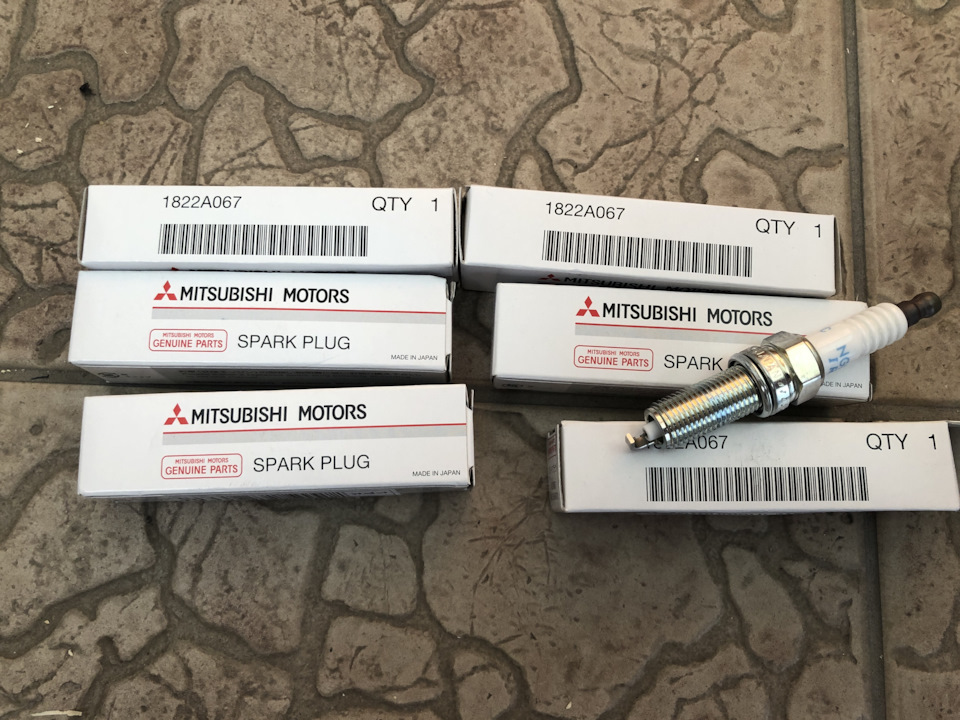 1822A067 Свеча зажигания Mitsubishi | Запчасти на DRIVE2