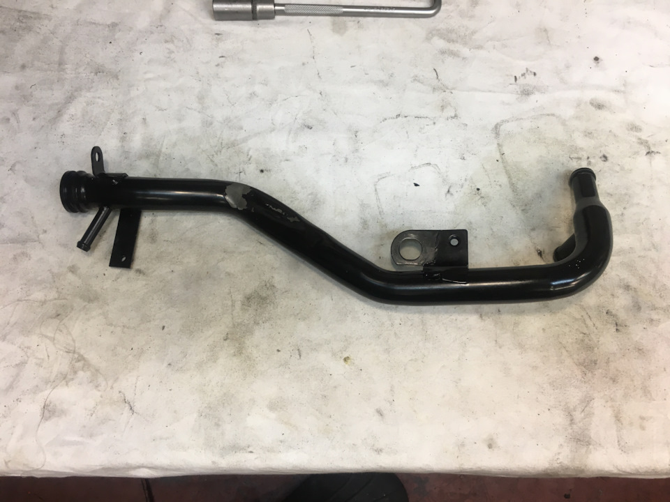 TC4EE1 Трубка байпасная, к корпусу термостата. Часть 1. — Opel Astra G ...