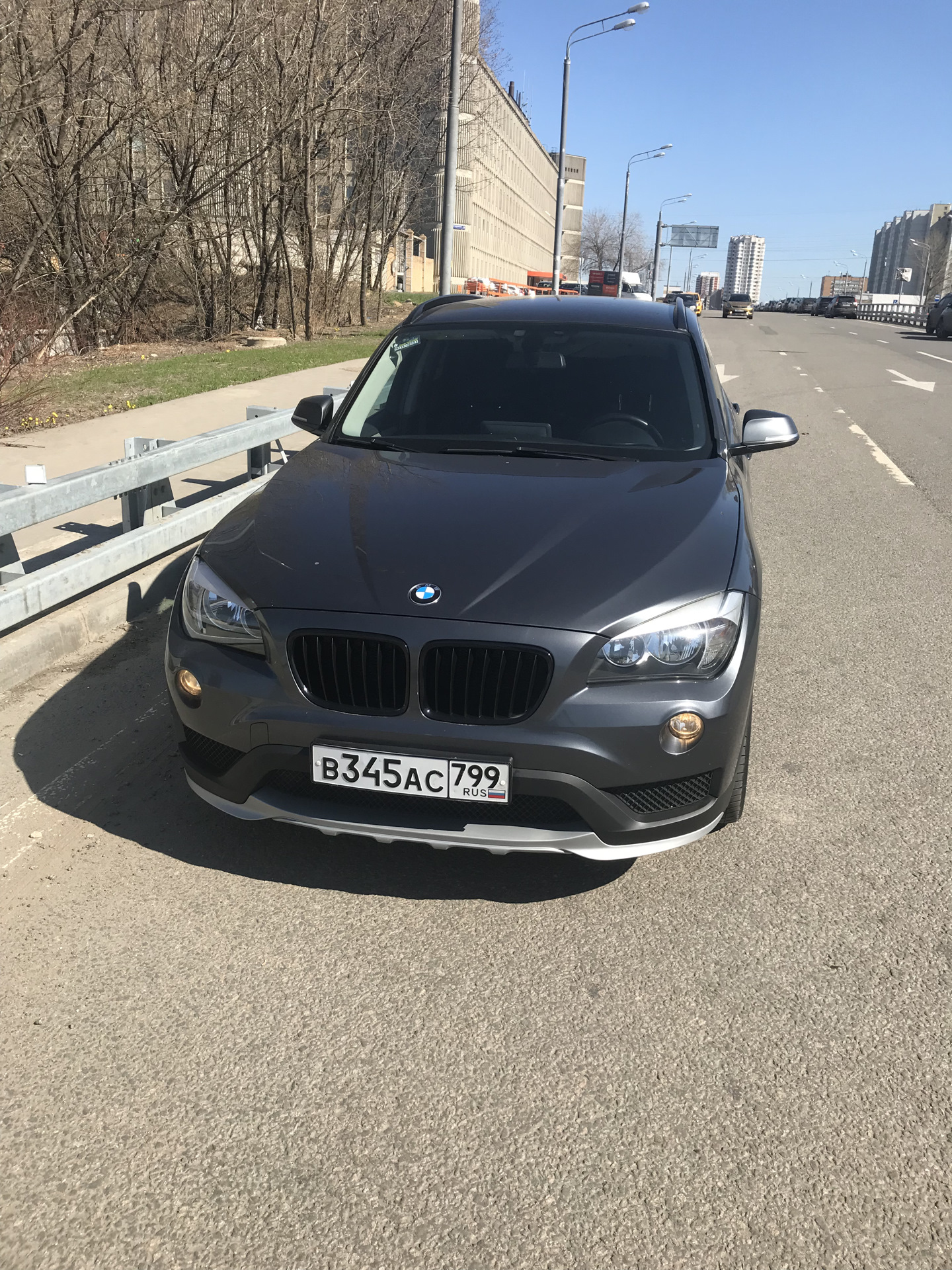 Нижняя часть переднего бампера bmw x1 — BMW X1 (E84), 2 л, 2014 года ...