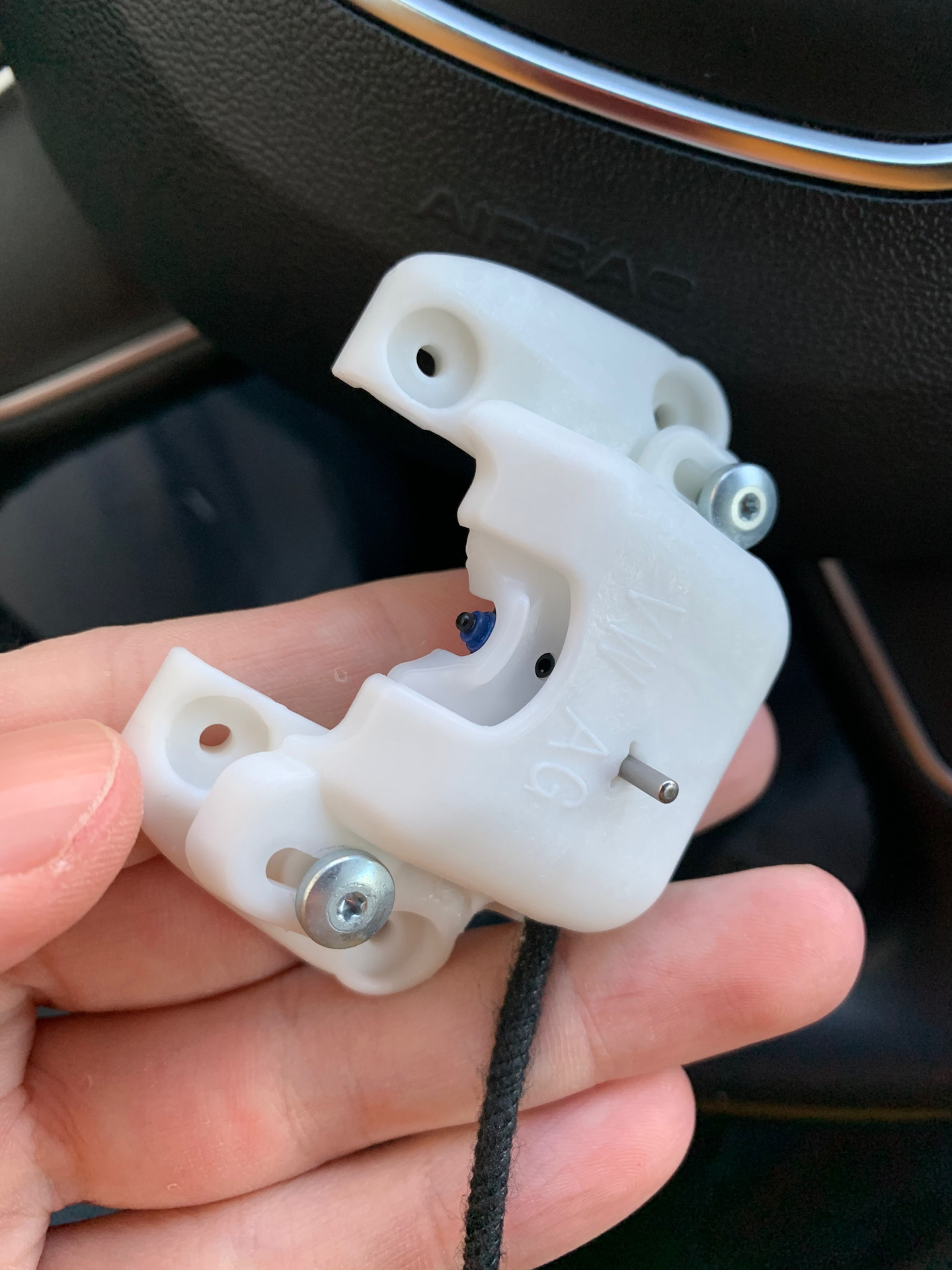 Установка рем. комплекта селектора — Audi A3 Sedan (8V), 1,4 л, 2014 ...