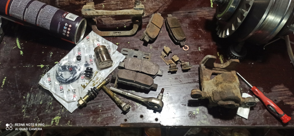 Ремонт тормозных суппортов задних — Nissan Teana (J31), 3,5 л, 2006 ...