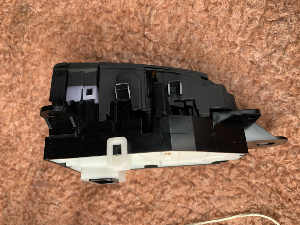 Кнопки ECO-NORMAL-SPORT — Toyota Camry (XV70), 2,5 л, 2018 года ...