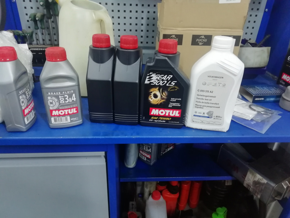 Замена жидкостей, ремня и по мелочи — Volkswagen Touareg (1G), 3,2 л ...