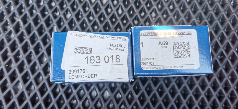 Замена сайлентблоков развала задних — Volkswagen Passat B6, 2 л, 2006 ...