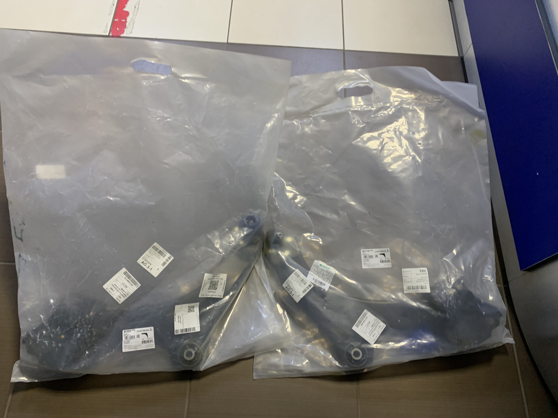 Обслужил подвеску и попутно что попалось — Volvo S80 (2G), 4,4 л, 2006 ...