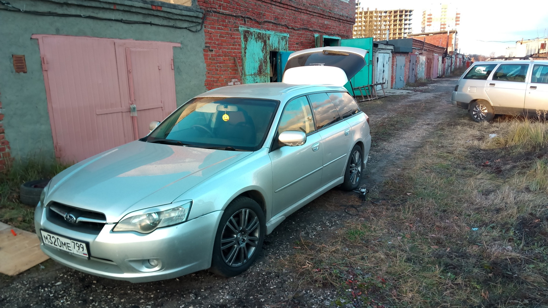 Переобувка, переезд — Subaru Legacy (BL/BP), 2 л, 2004 года | стайлинг | DRIVE2