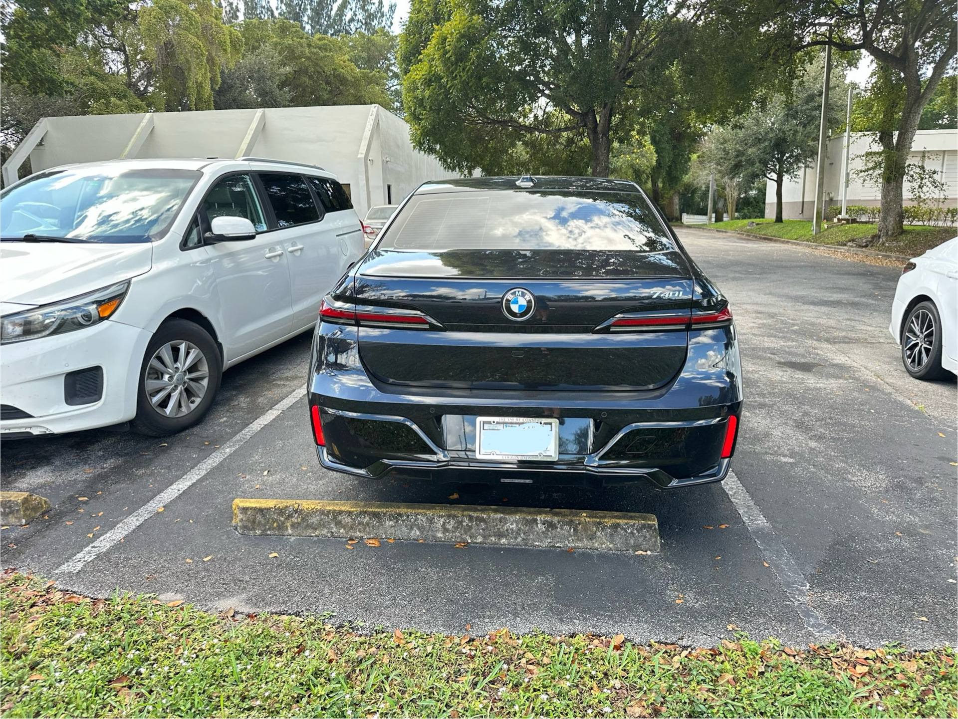 Тонировочка! — BMW 7 series (G70), 3 л, 2024 года | стайлинг | DRIVE2