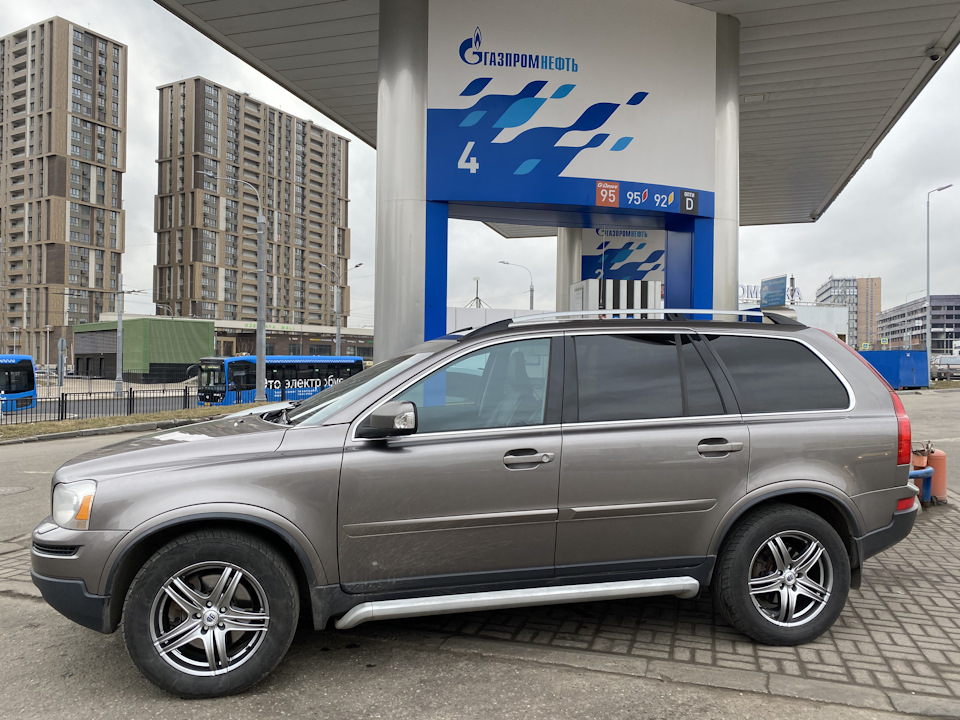 Новые тапки — Volvo XC90 (1G), 2,4 л, 2011 года | колёсные диски | DRIVE2