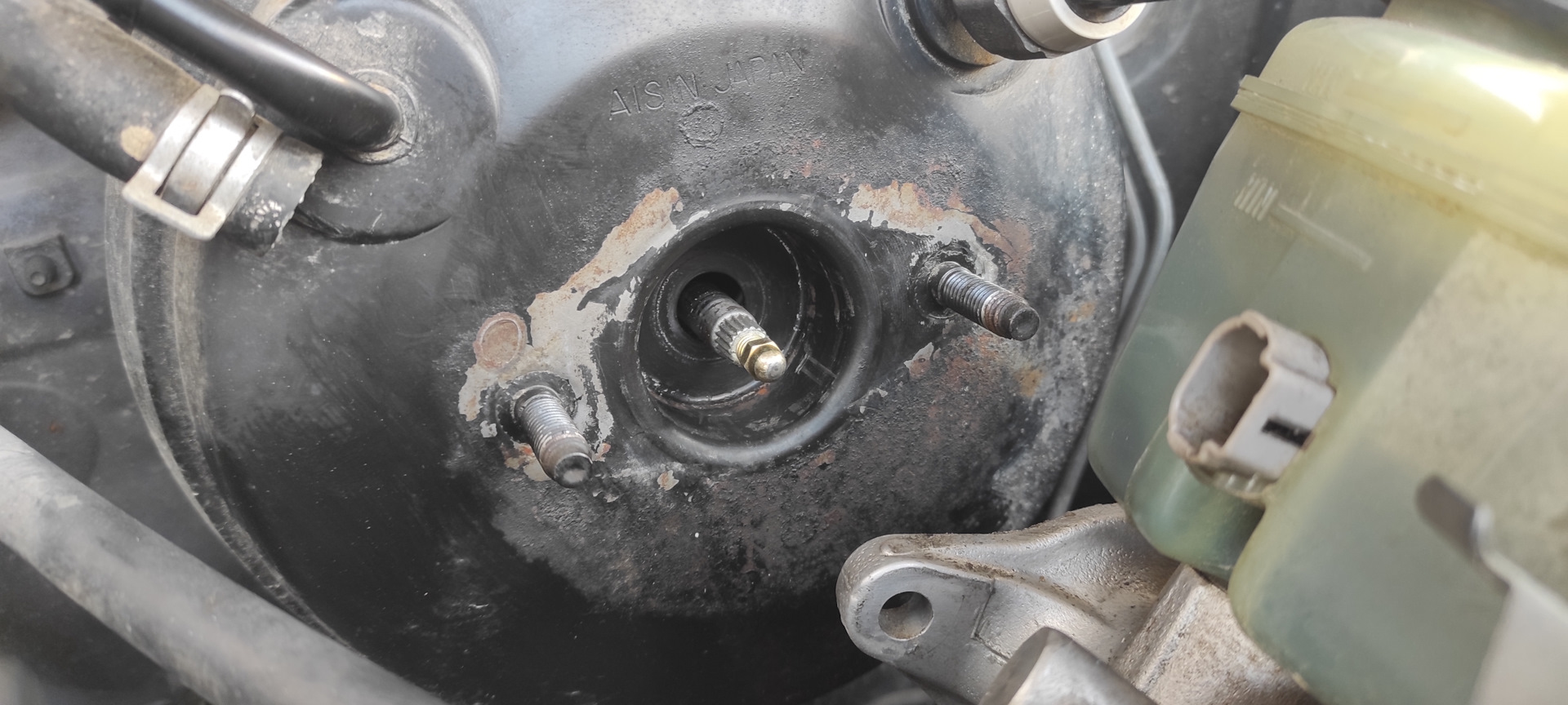 Шипение педали тормоза — Toyota Hilux Surf (3G), 3 л, 1997 года ...