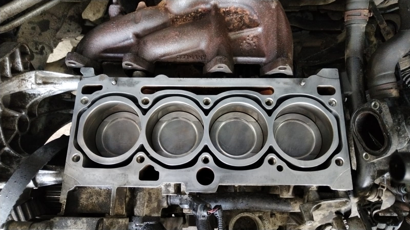 Best Sport Engine — Volkswagen Golf Mk5, 1,6 л, 2008 года | плановое ТО ...