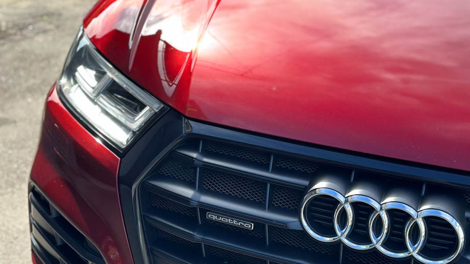 Audi Q5 (2G) 2.0 бензиновый 2018 | S-Line | MATADOR RED на DRIVE2