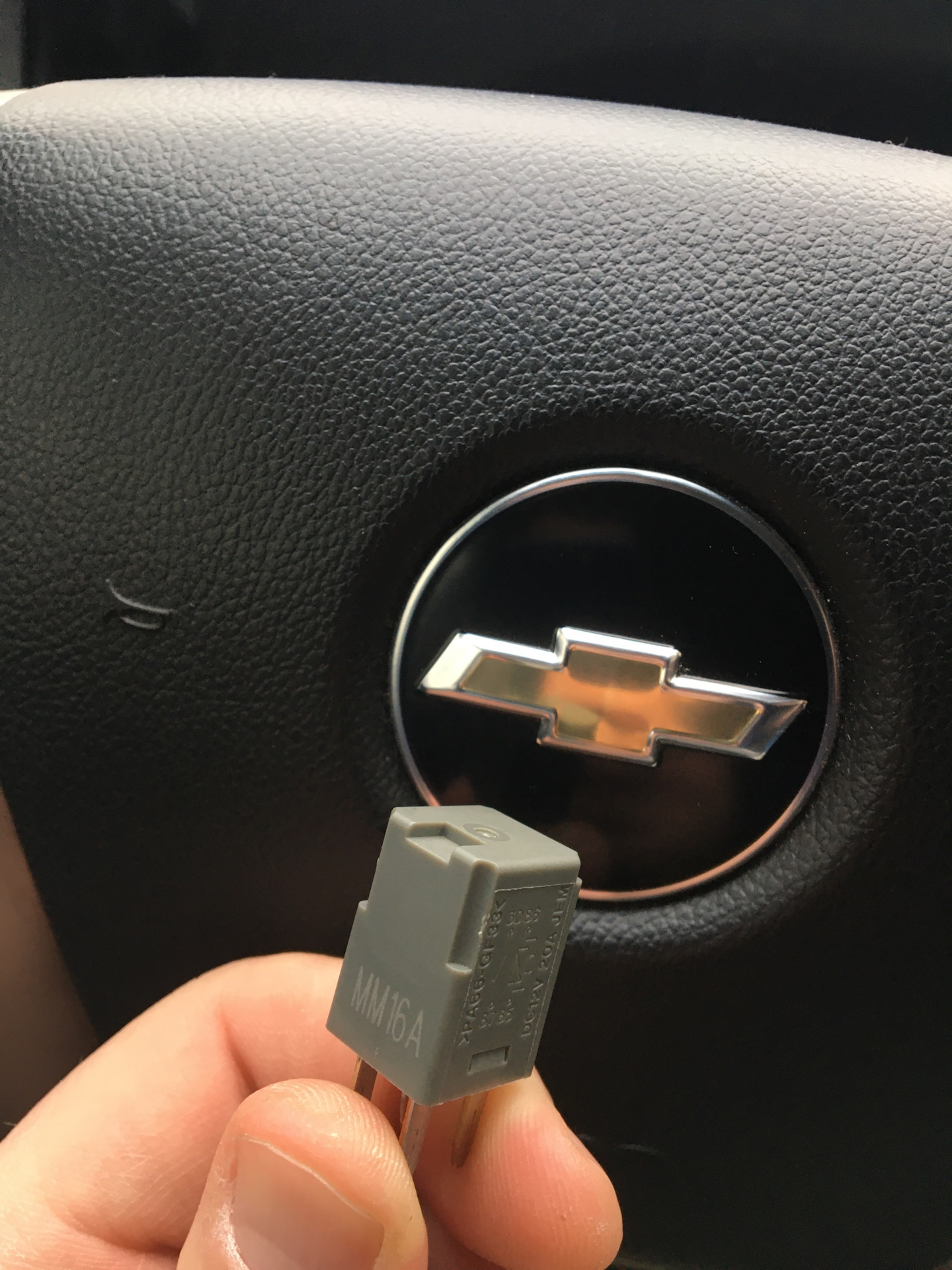 Погасли все стопы! — Chevrolet Captiva (1G), 2,2 л, 2013 года | поломка ...