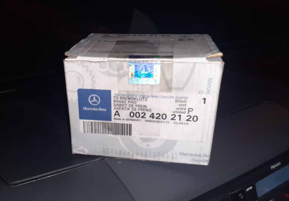 Оригинальные тормозные колодки перед/зад Mерс W202 — Mercedes-Benz C ...