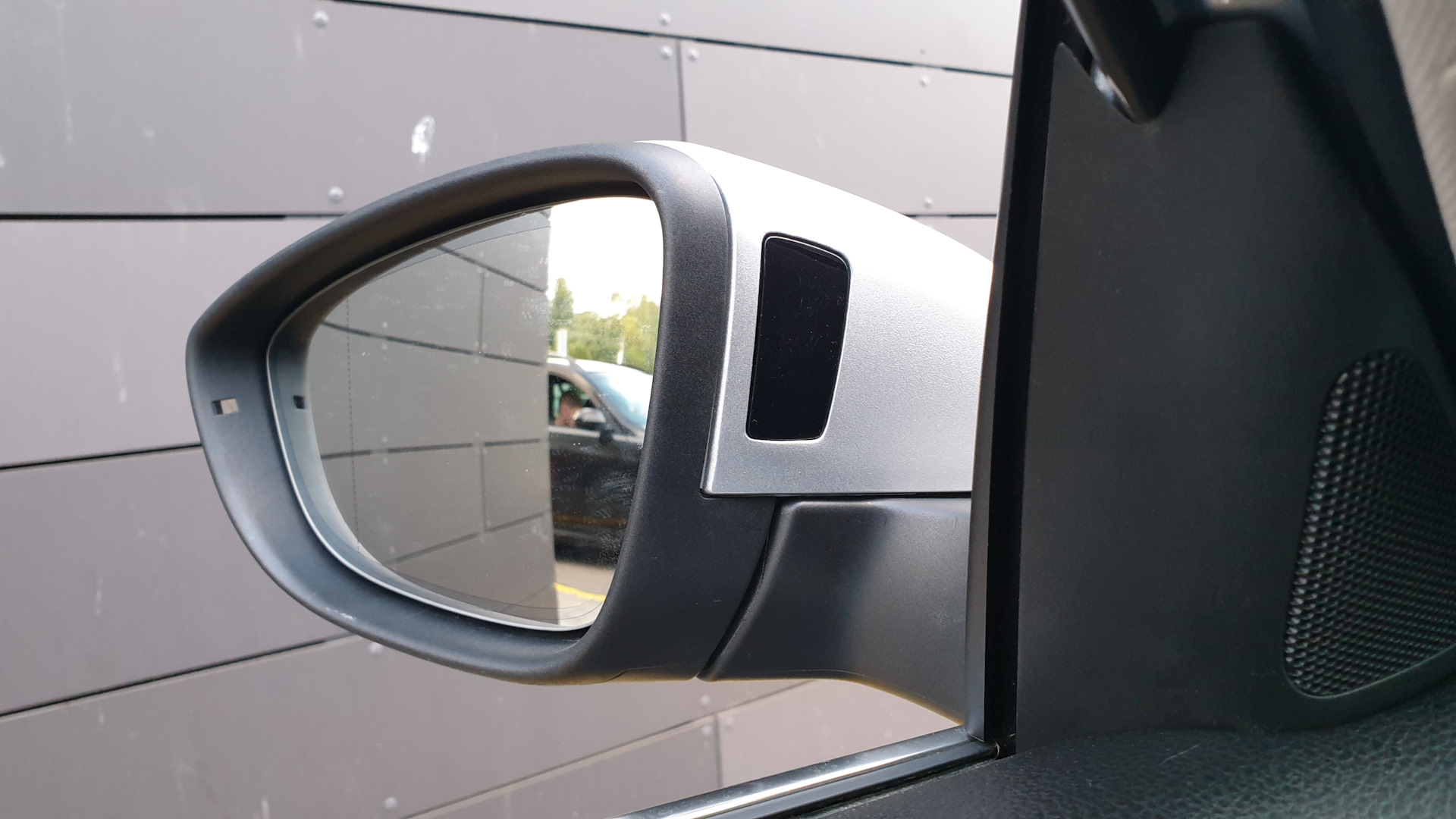 [Retrofit] Side assist — Volkswagen Passat Variant (B7), 2 л, 2011 года ...