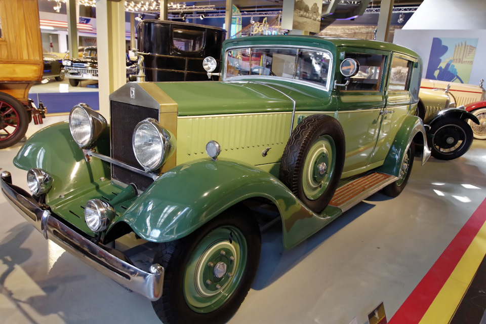 Музей Autoworld -Часть 3. Belga Rise, Bizzarrini, BMW, Borgward ...