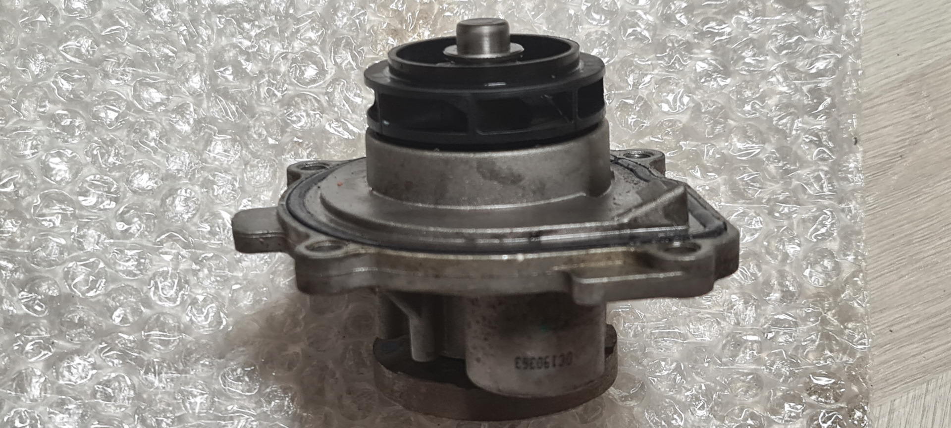 Водяной насос GM 24405895 и корпус термостата Agafit — Chevrolet ...