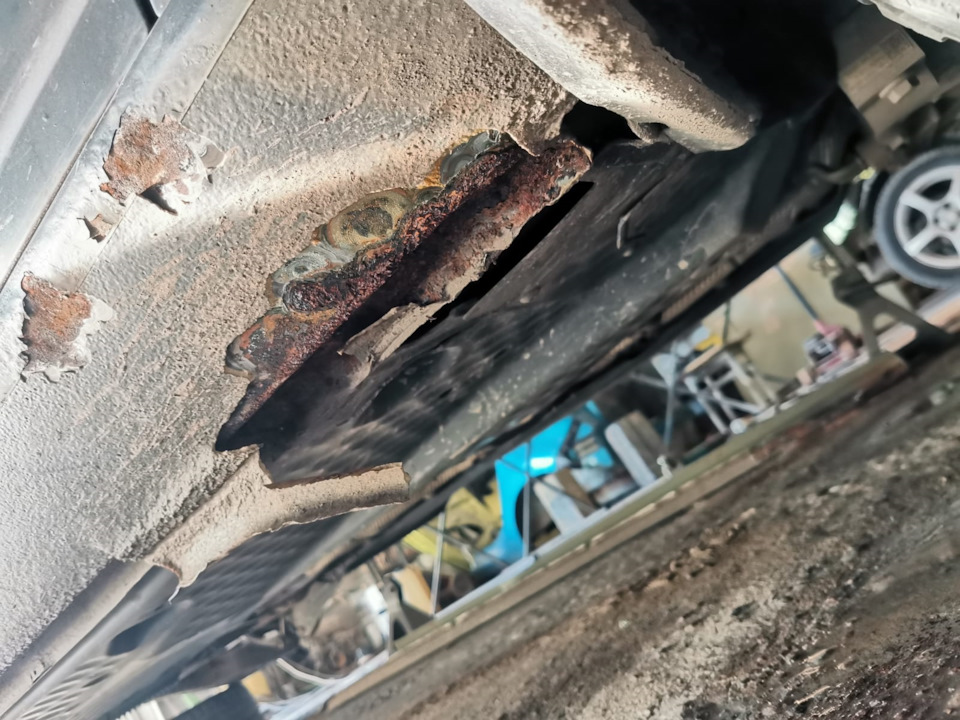 Покраска и замена порогов — Skoda Octavia A5 Mk2, 1,8 л, 2012 года ...