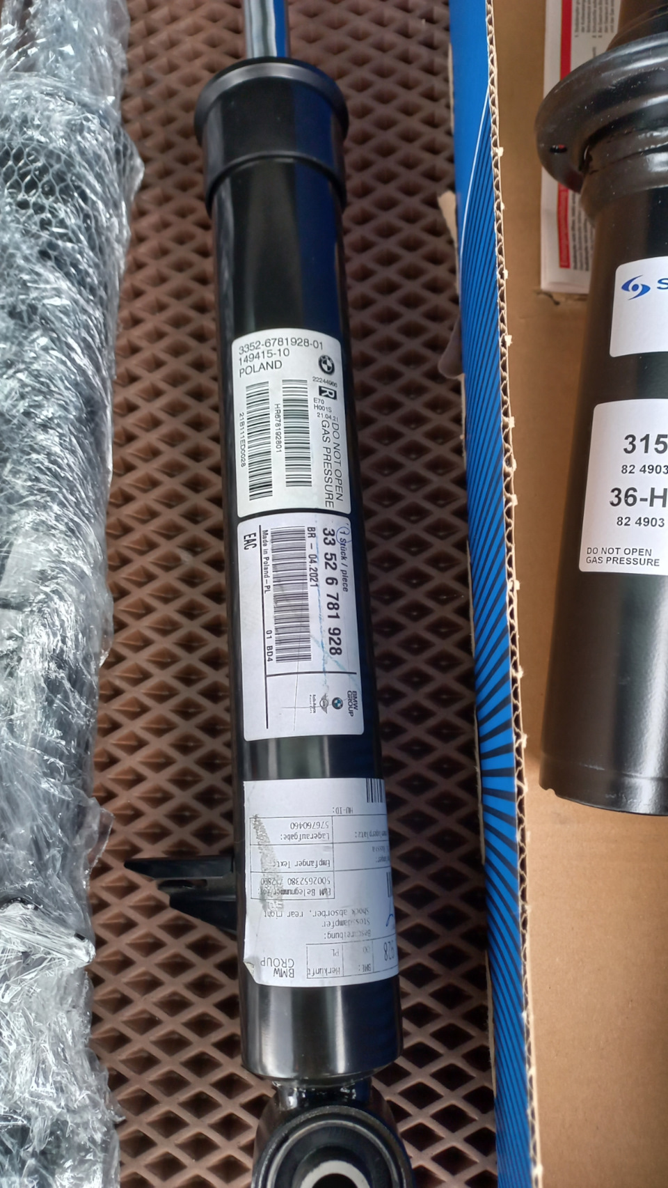 Замена амортизаторов — BMW X5 (E70), 3 л, 2009 года | своими руками ...