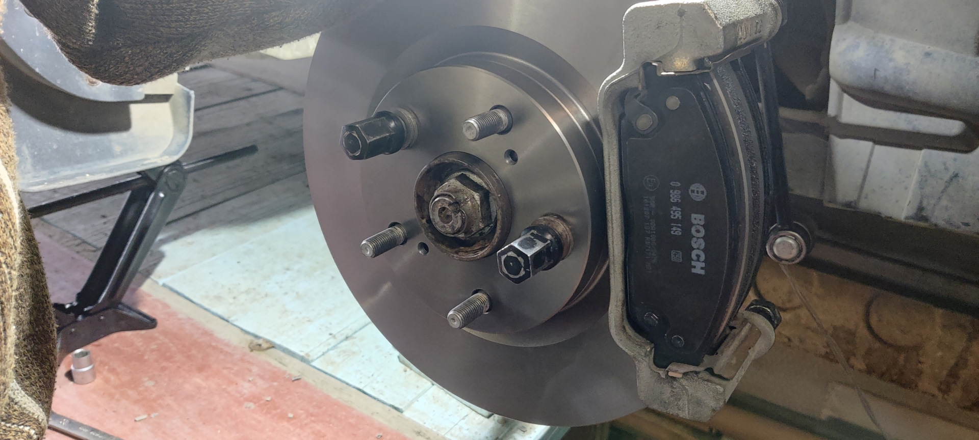 Замена масла и не только — Geely Emgrand X7, 2 л, 2014 года | плановое ...