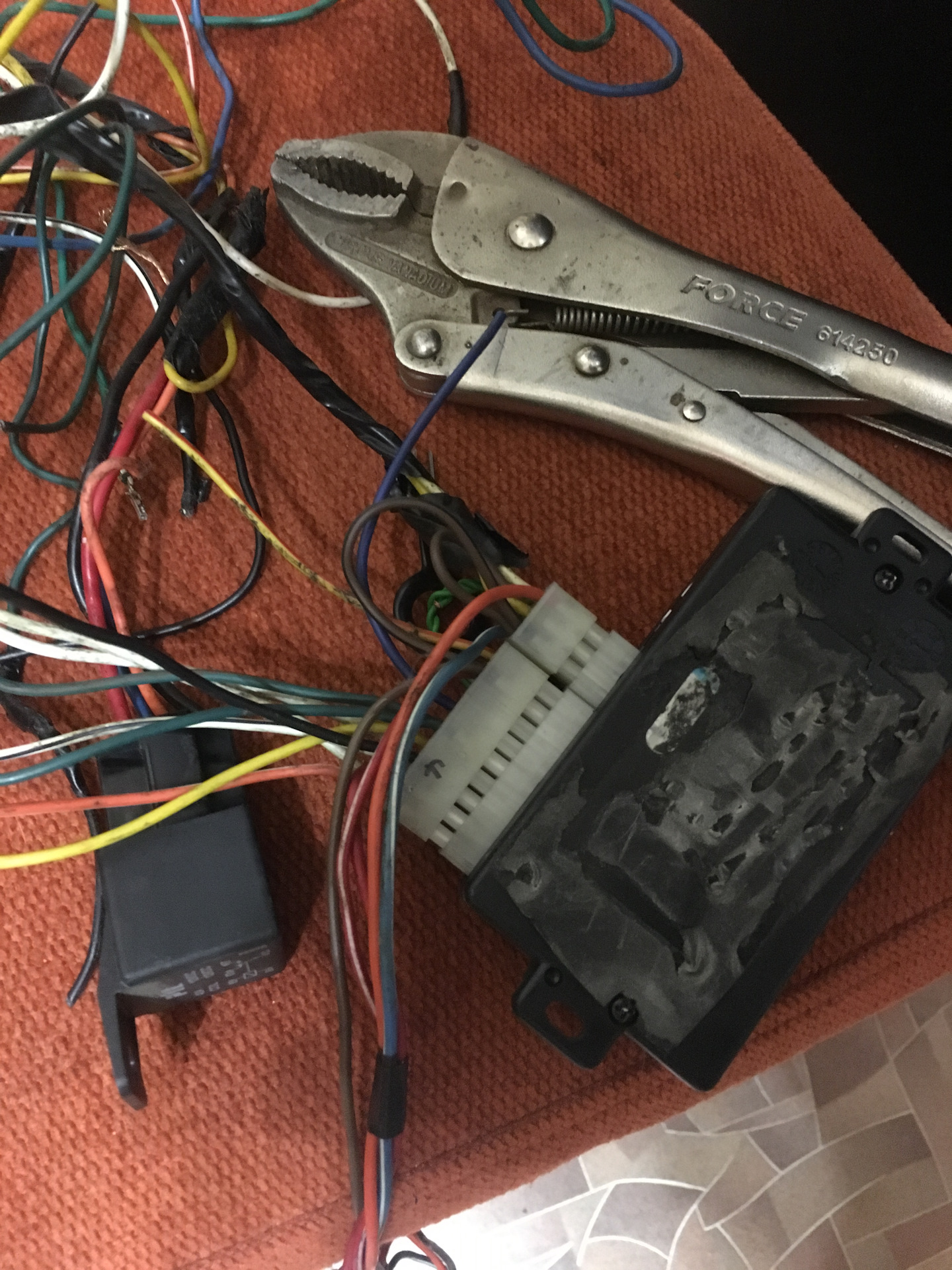 ремонт.)замена кондея на не кондей.))) — Volkswagen Passat Variant (B3), 2 л, 1991 года ...