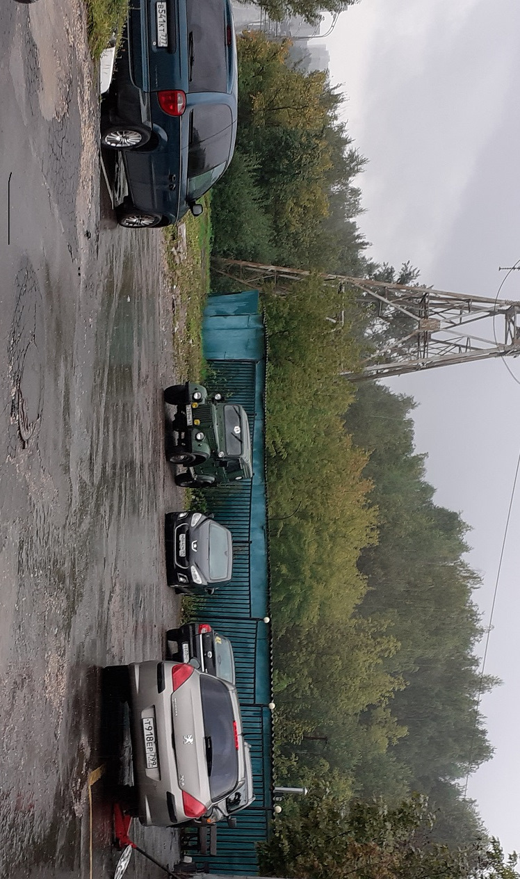 Недавно был в сервисе, такой вот стоял ГАЗ-69 — DRIVE2