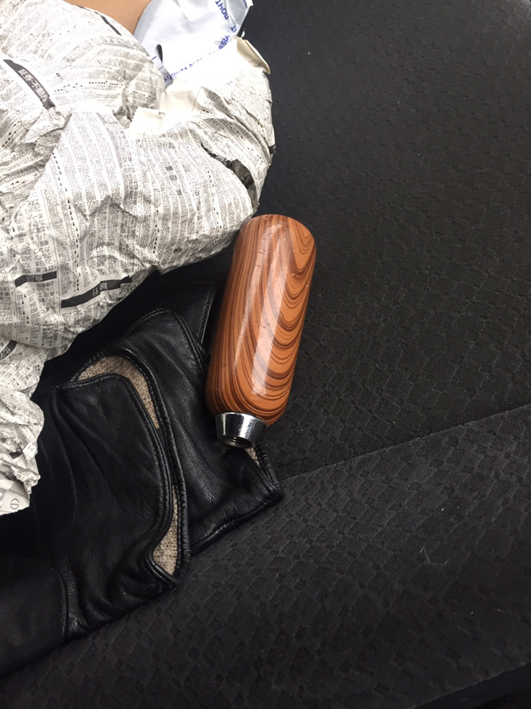 Ручка КПП «Nardi Torinо». — Toyota Vitz (10), 1 л, 2000 года | тюнинг ...