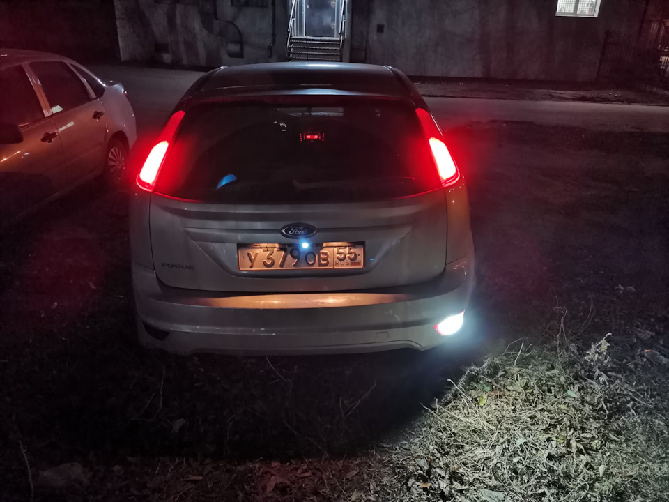 Led в задницу — Ford Focus Hatchback II, 1,8 л, 2010 года | электроника ...