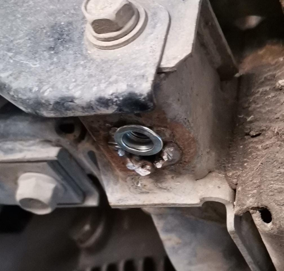 Глухозимье! — Mitsubishi Pajero (4G), 3 л, 2007 года | своими руками ...