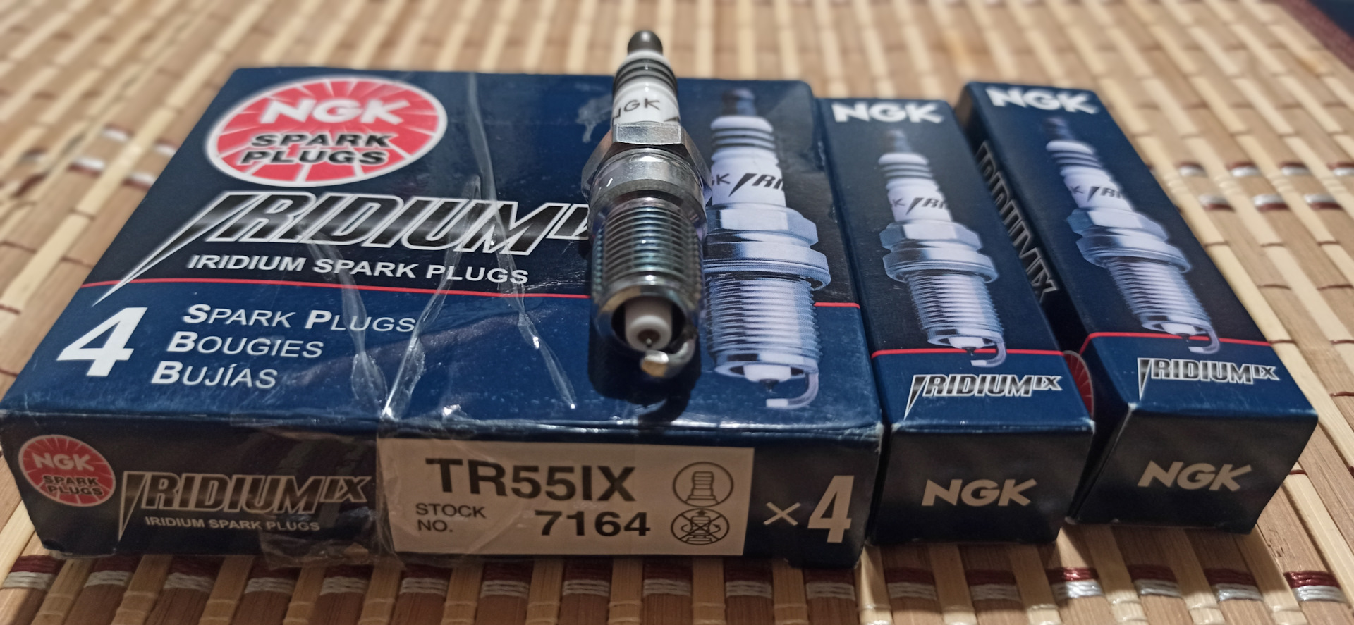 ВВ провода + свечи — Ford Explorer (3G), 4 л, 2003 года | своими руками ...