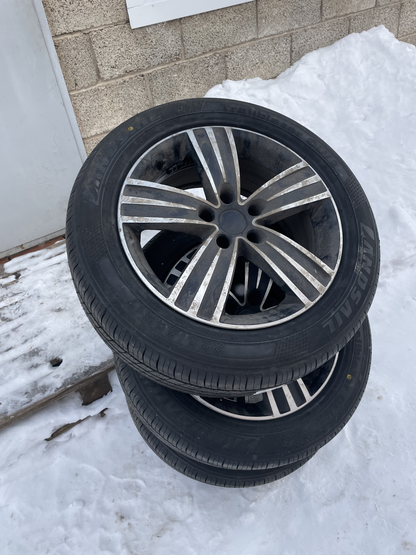 Летняя резина LANDSAIL 225/55/17 W 101 CLV2 — Renault Kaptur (2016), 1 ...