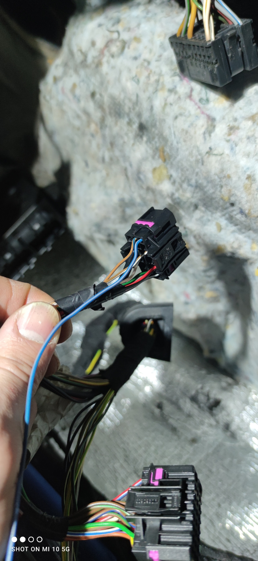 Установка ультразвуковых датчиков салона — Volkswagen Passat Variant ...