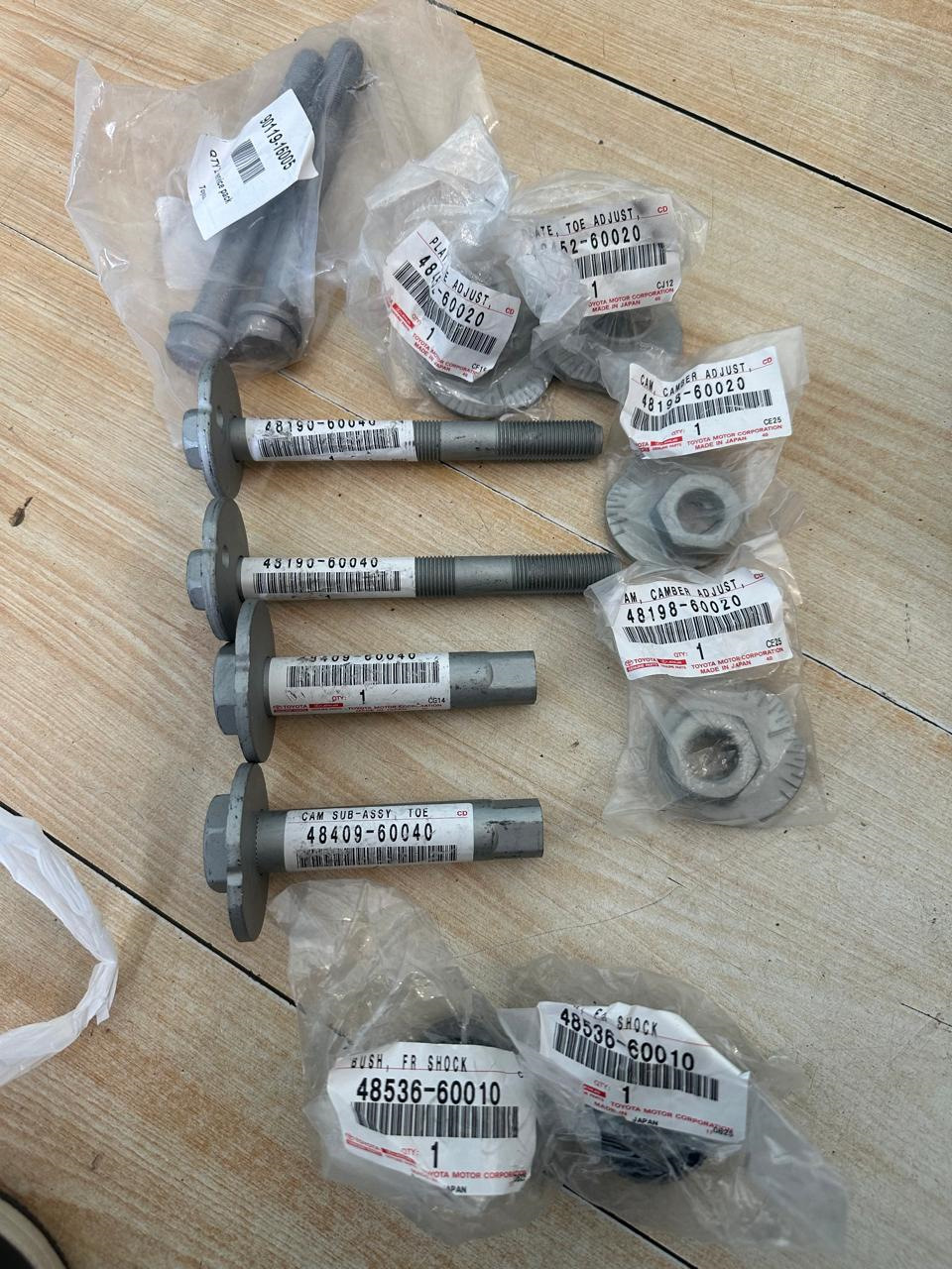 4853660010 СТОЙКА ПЕРЕДНЯЯ ПРАВ TOYOTA LEXUS | Запчасти на DRIVE2