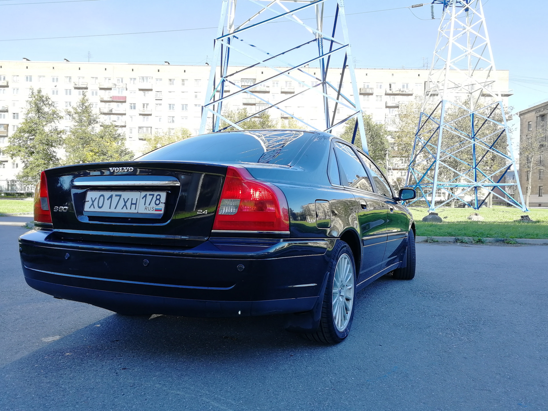 Закончил подготовку машины к свадебному кортежу — Volvo S80 (1G), 2,4 л ...