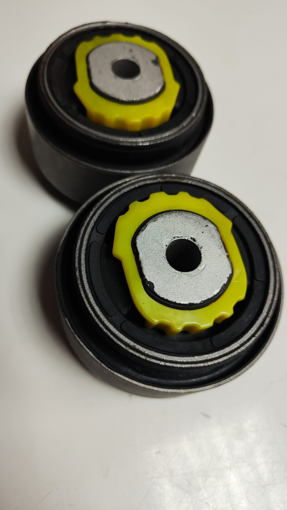 C2D4723 Втулка Jaguar Land Rover | Запчасти на DRIVE2