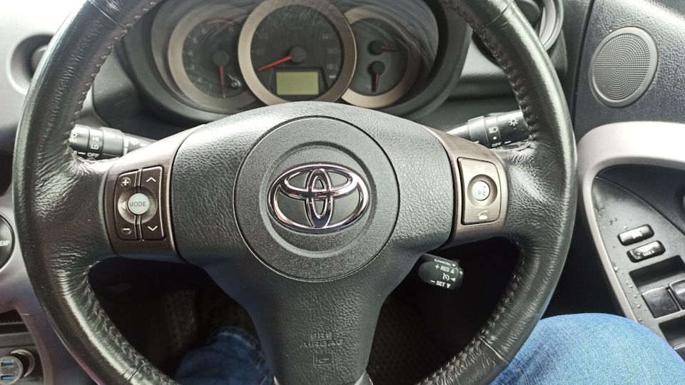 Мультируль — Toyota RAV4 (III), 2,4 л, 2005 года | автозвук | DRIVE2