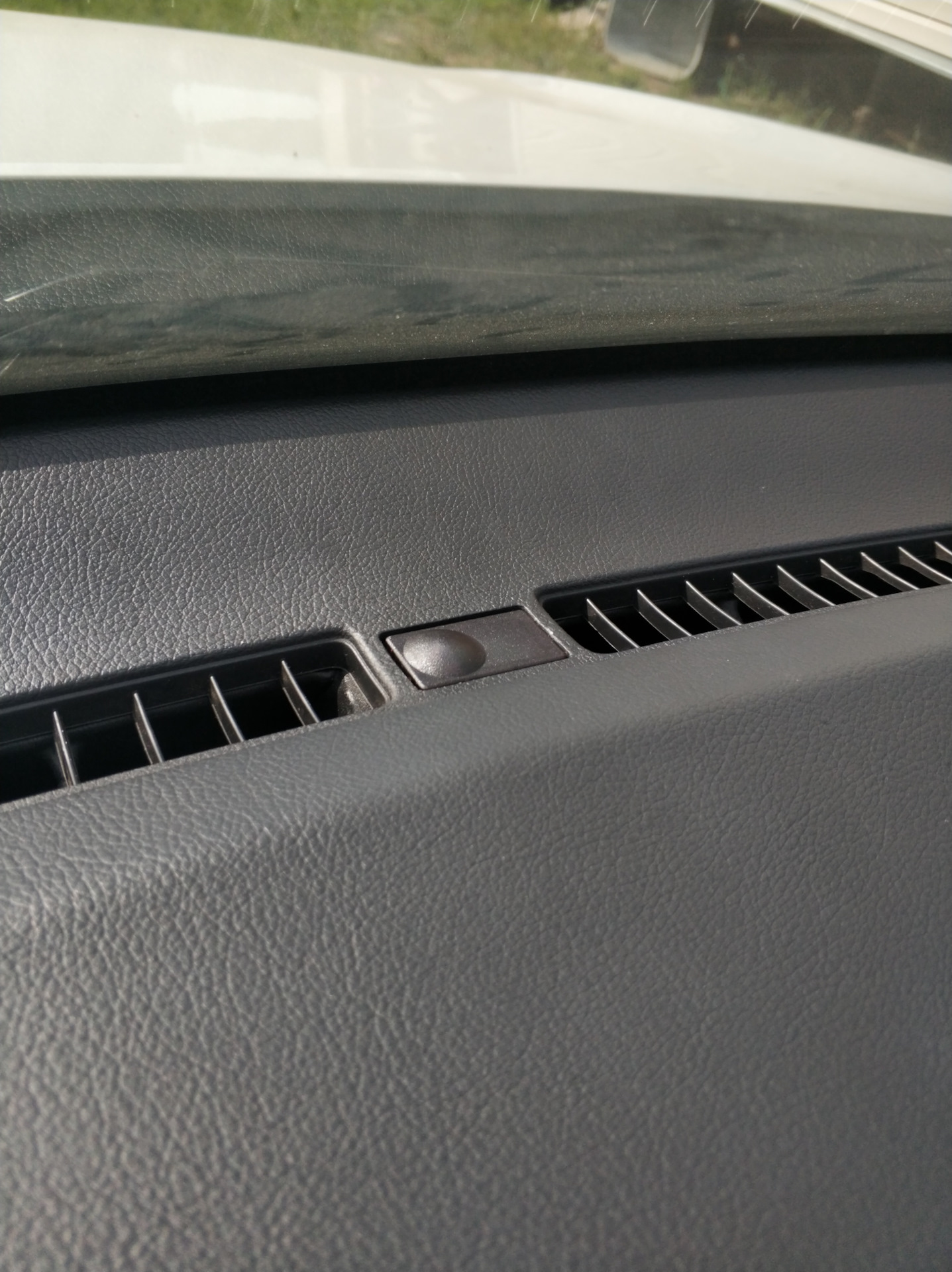 ⓿ | 005633 — Реле электропитания клеммы 30 — J317 — Volkswagen Tiguan ...