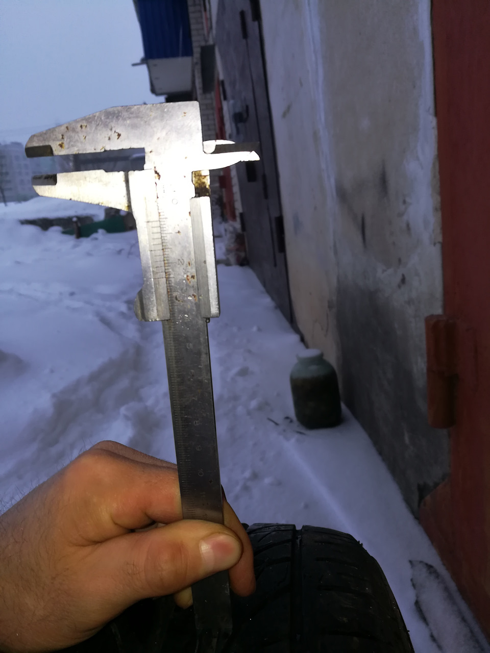 Переделка в рестайлинг. Часть 2. Багажник, стопы, проводка — Toyota ...