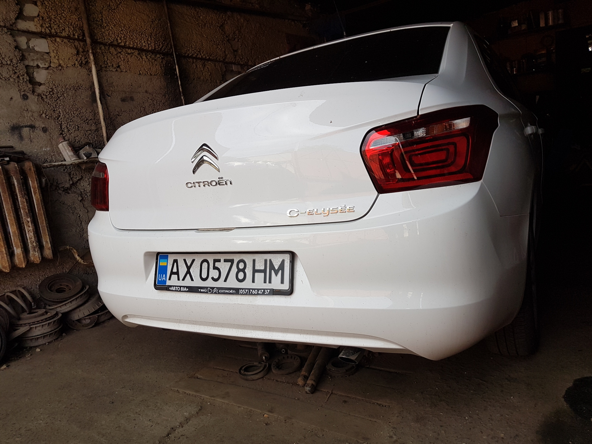 Добавим стиля — Citroen C-Elysee, 1,6 л, 2019 года | стайлинг | DRIVE2