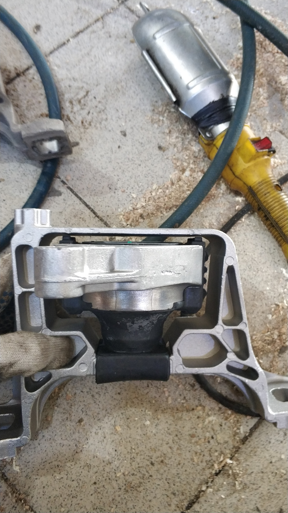 581614H000 ПАЛЕЦ ТОРМОЗНОГО СУППОРТА KIA HYUNDAI | Запчасти на DRIVE2