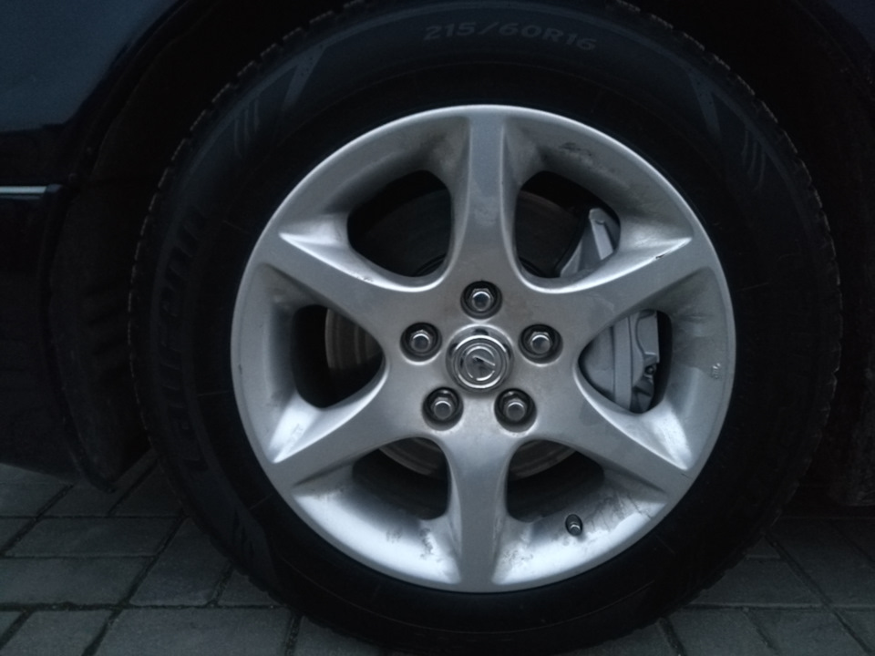 Фото 16" сток и цельсотормоза (Celisor/LS) — Lexus GS (JZS160), 3 л ...