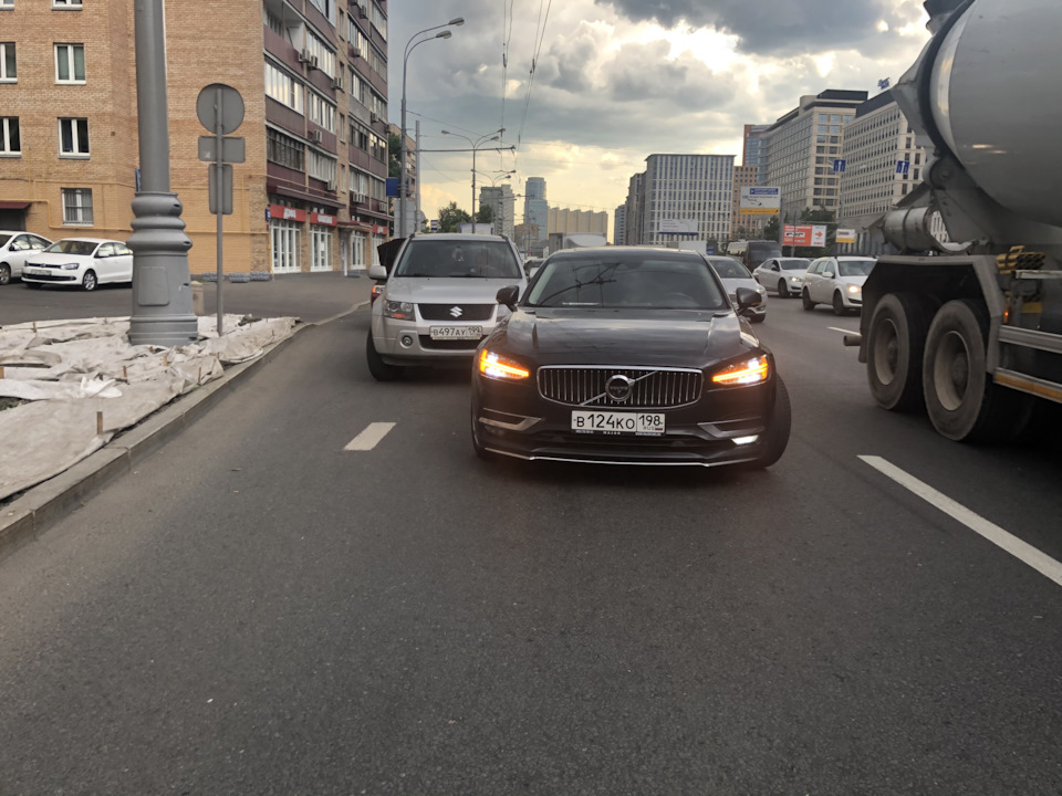 28/ ДТП 2. Второй раз без последствий — Volvo S90 (2G), 2 л, 2017 года | ДТП | DRIVE2