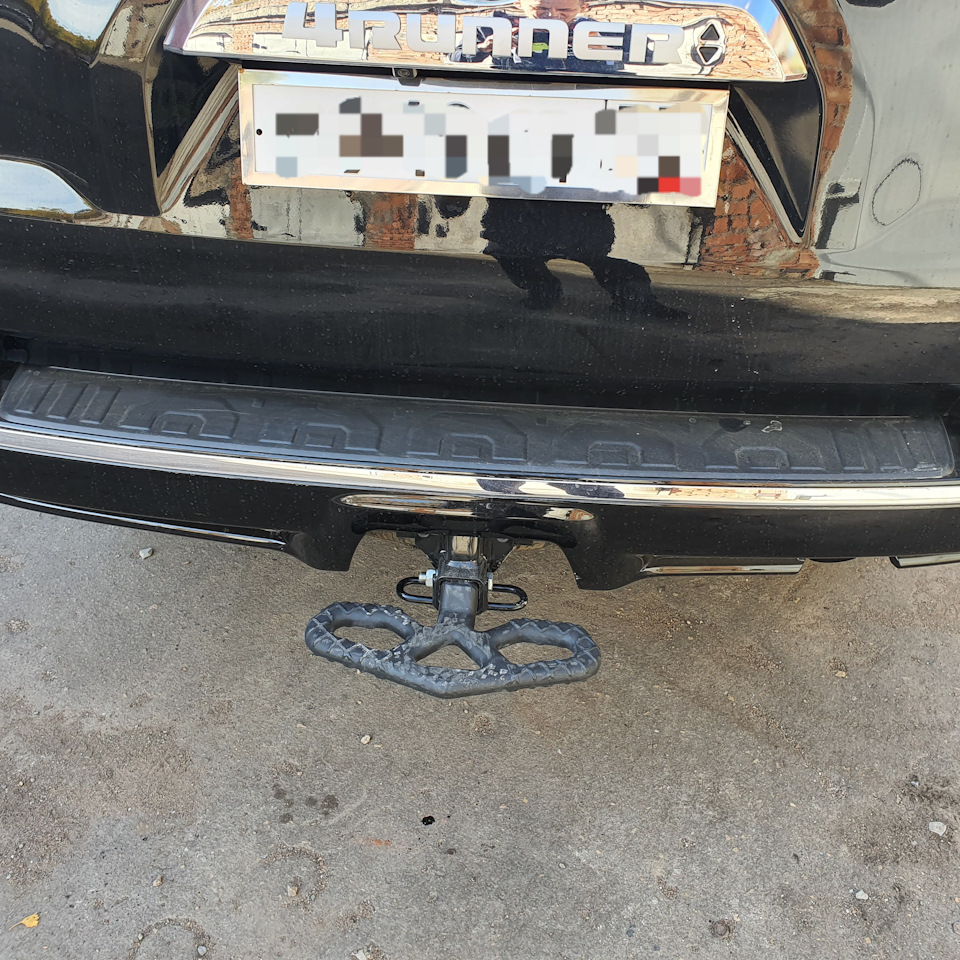 Hitch step — Toyota 4Runner V, 4 л, 2010 года | просто так | DRIVE2