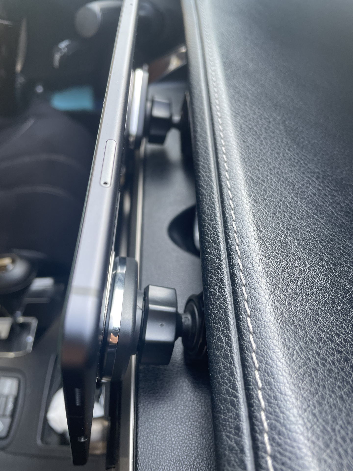 Полноценный планшет в Lexus ES от Samsung Android — Lexus ES (XV60), 3 ...