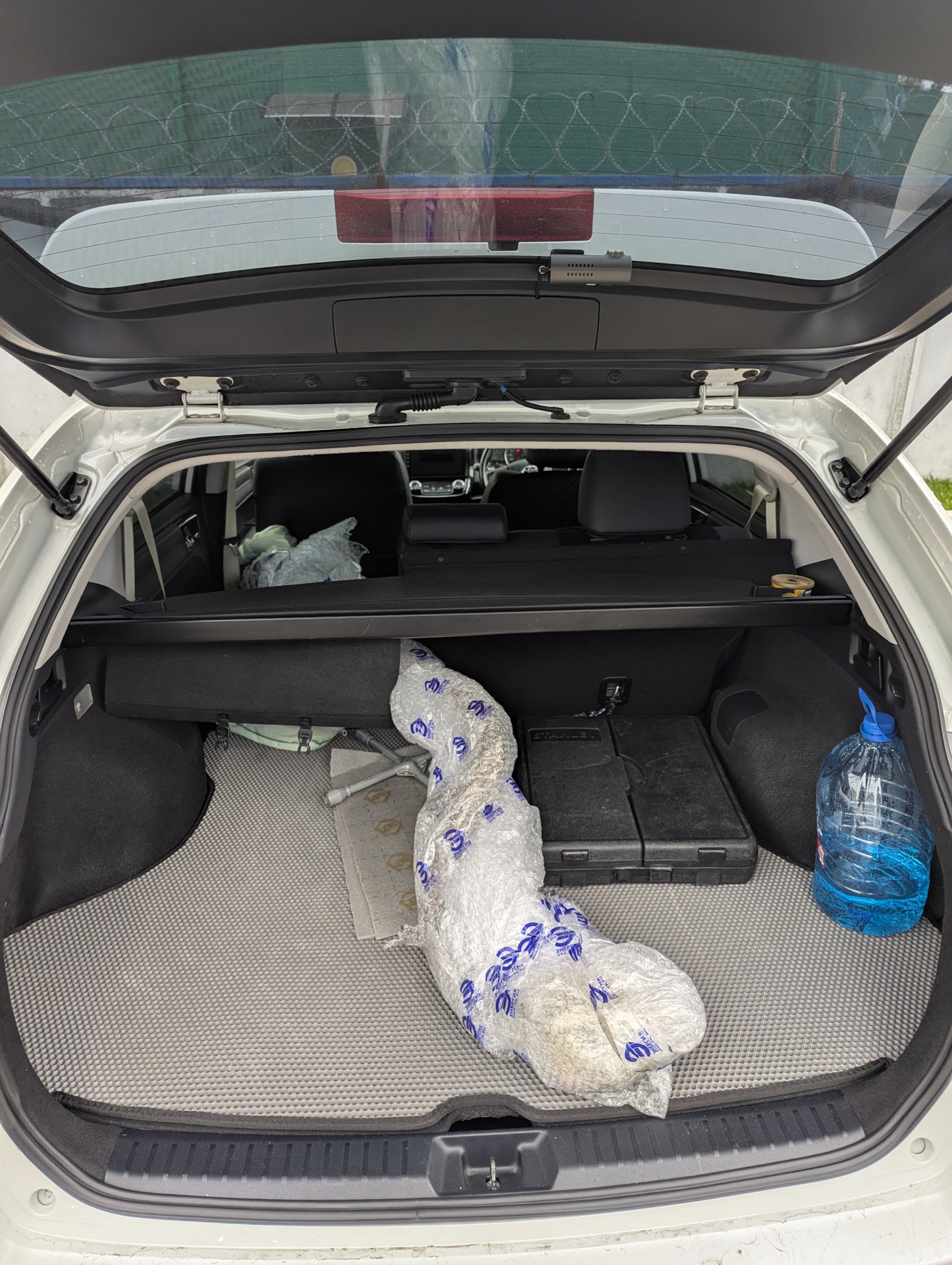 Замена выхлопной трубы на Toyota Corolla Fielder NZE 161 — Toyota ...