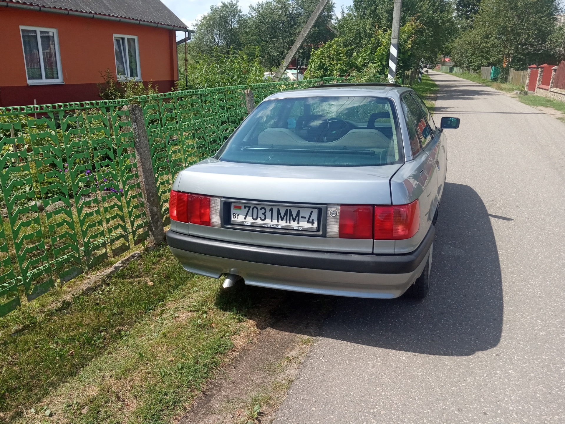 Красные углы — Audi 80 (B3), 1,9 л, 1987 года | стайлинг | DRIVE2