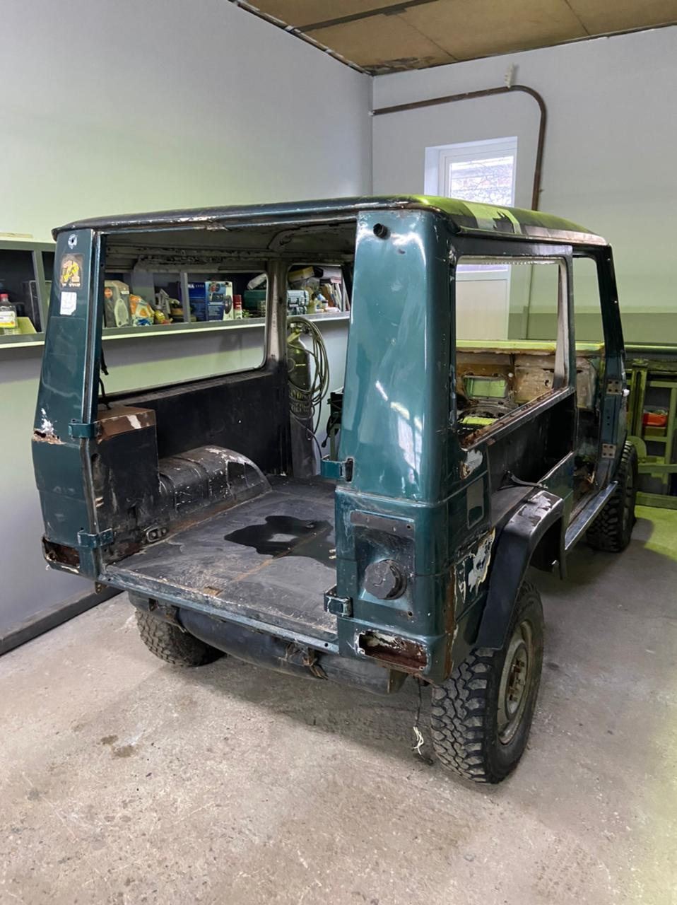 Кузовные работы начало — Mercedes-Benz G-Class (W460/W461), 3 л, 1980 ...
