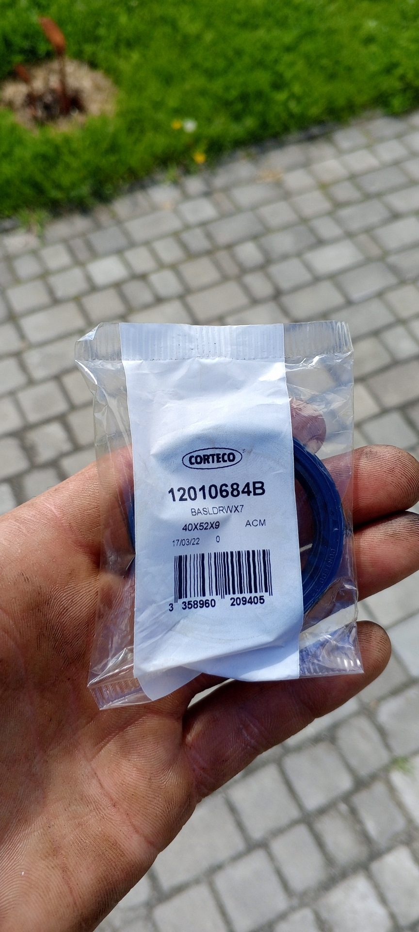 # Замена сцепления. — Audi 100 (C3), 1,8 л, 1987 года | поломка | DRIVE2