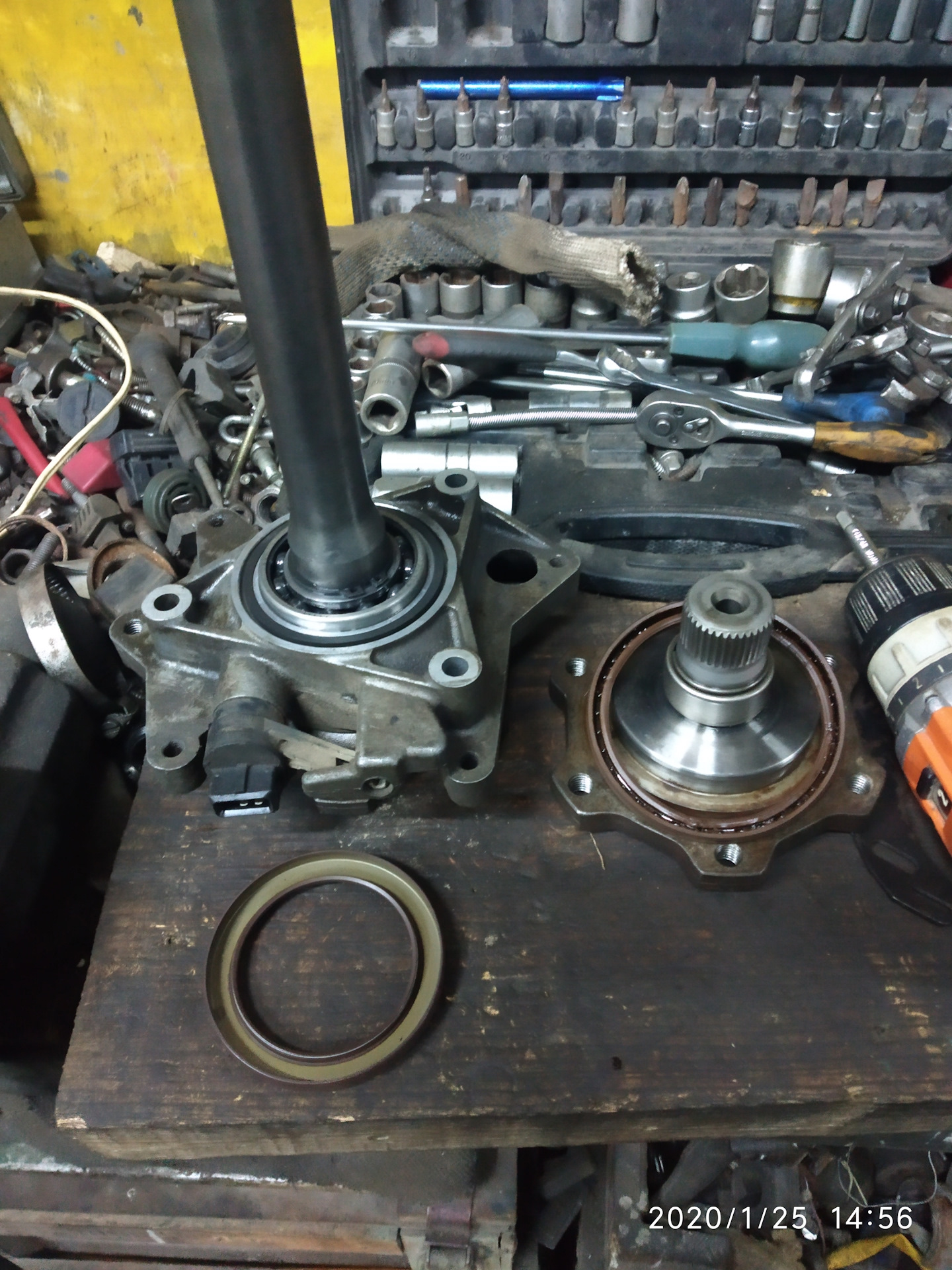 Начинаем дышать глубже или замена гидрокомпенсаторов и межвальных цепей ...