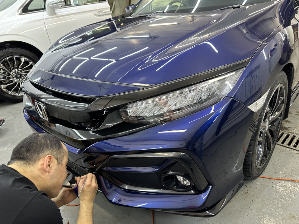 Оклейка передней части в полиуретановую пленку — Honda Civic Hatchback ...