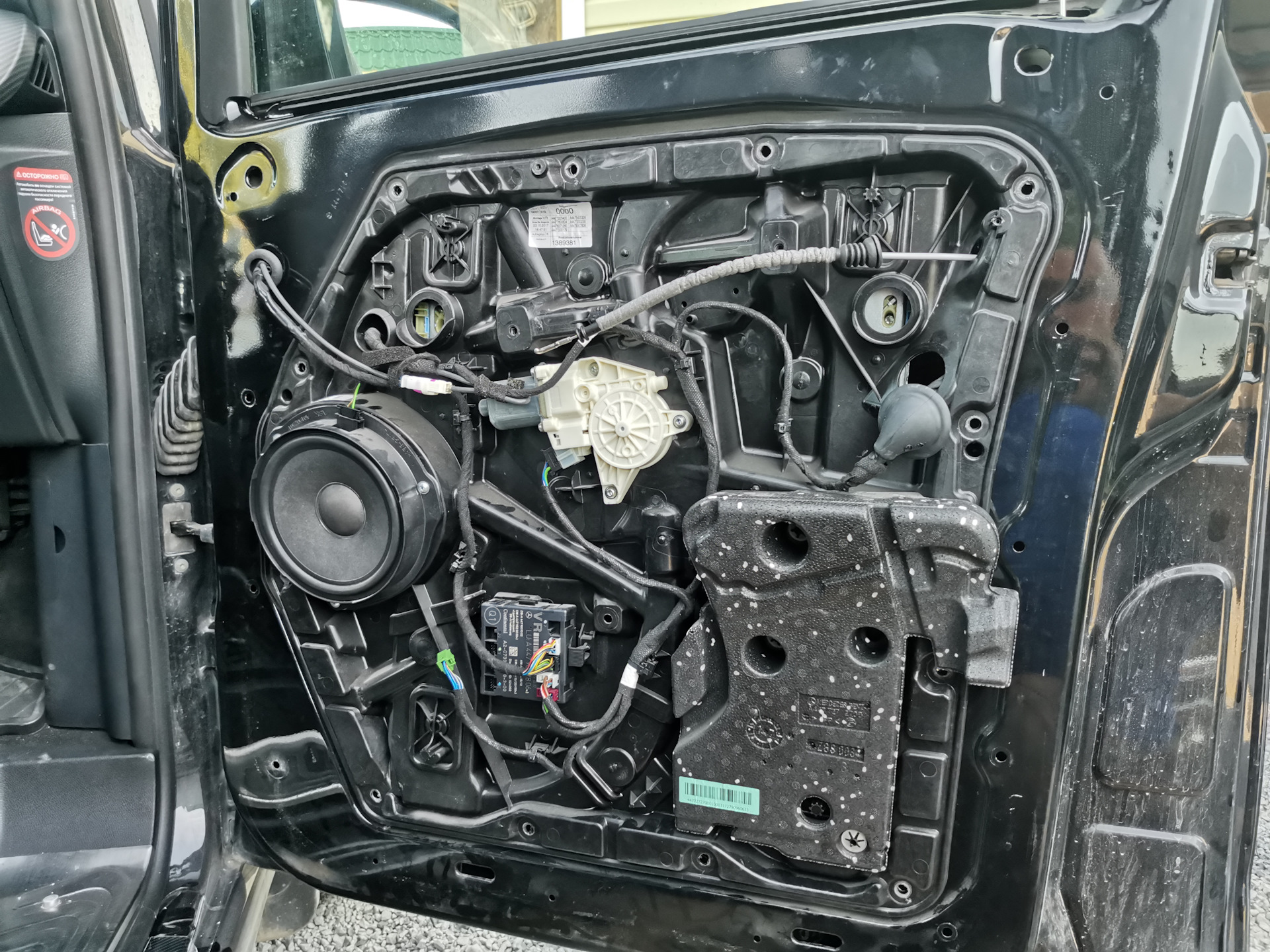 Доводчики передних дверей — Mercedes-Benz V-Class (W447), 2,2 л, 2017 ...